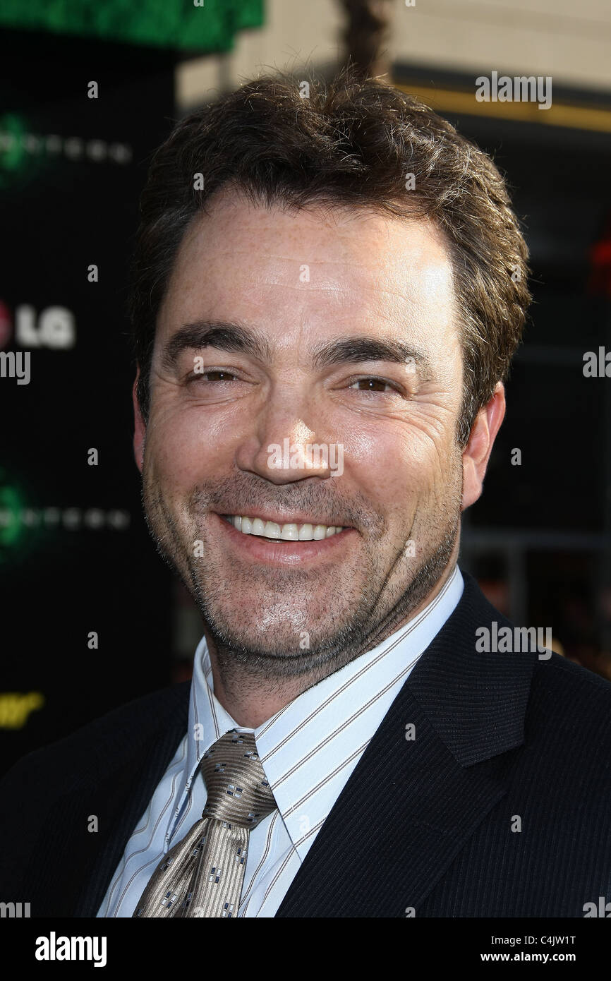 JON TENNEY GREEN LANTERN LOS ANGELES WORLD PREMIERE HOLLYWOOD LOS ...