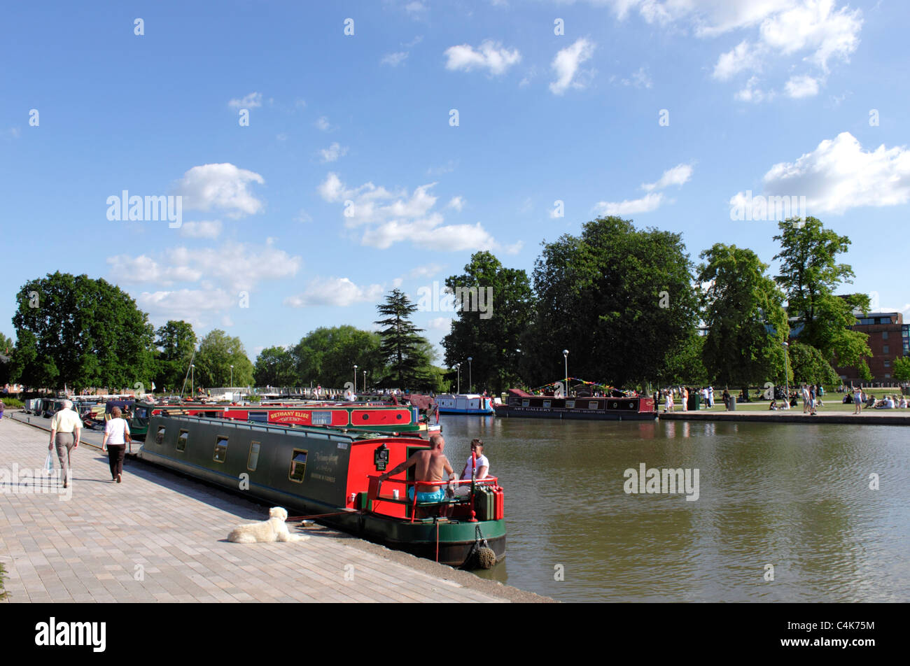 Houseboat moored at Bancroft Basin Stratford Upon Avon Warwickshire ...
