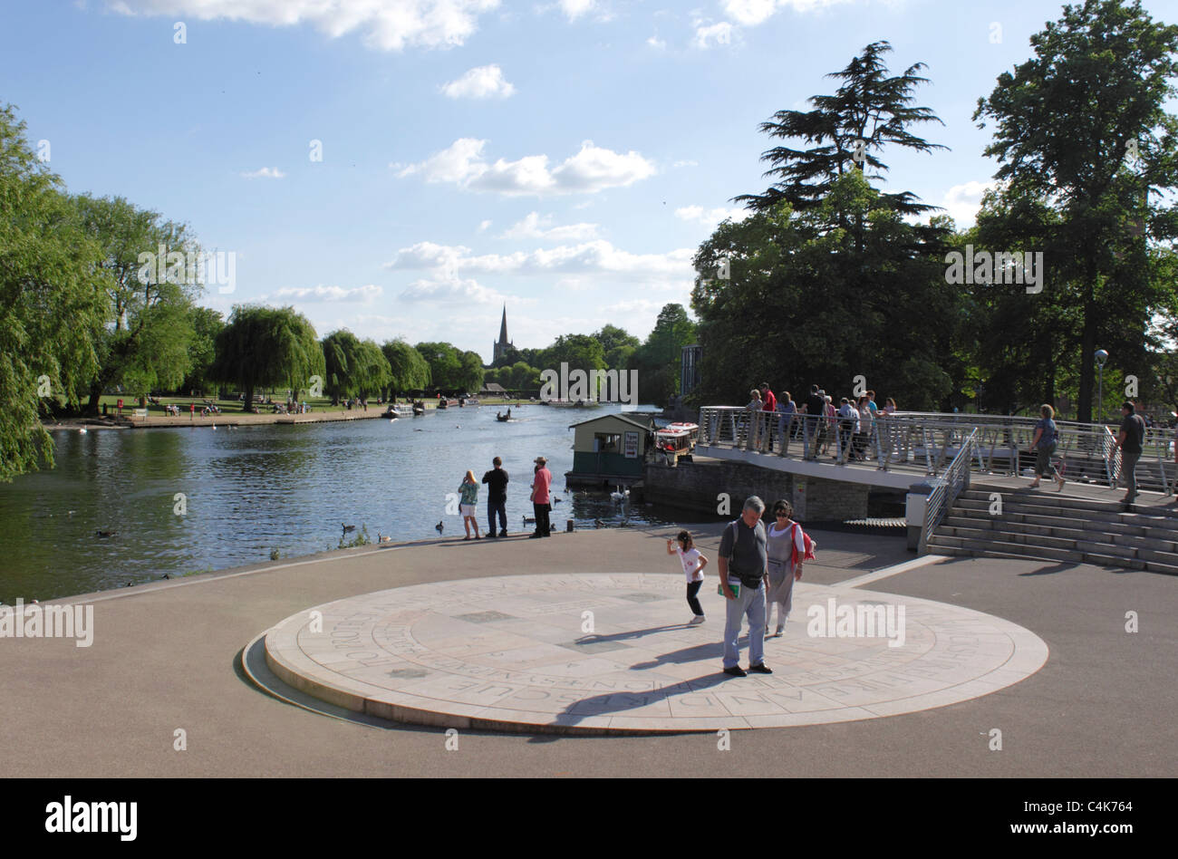 Bancroft Basin and River Avon at Stratford Upon Avon Warwickshire Stock ...