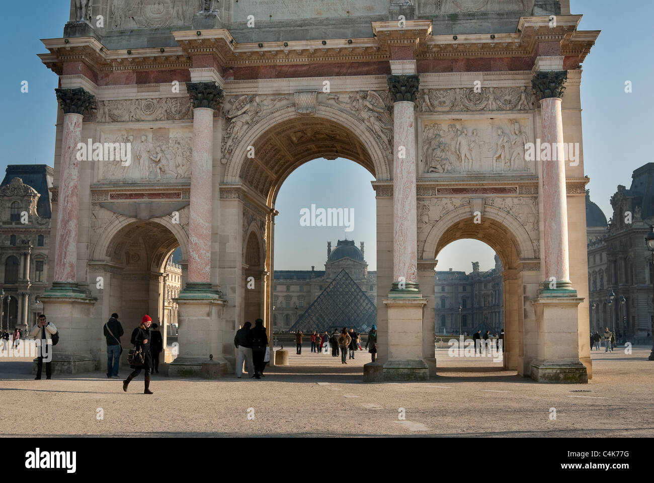 Louvre archway hi-res stock photography and images - Alamy