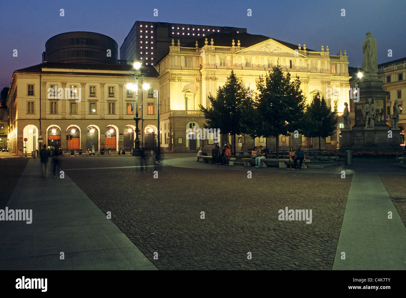 La Scala Theatre opera house, Milan, Italy Stock Photo - Alamy
