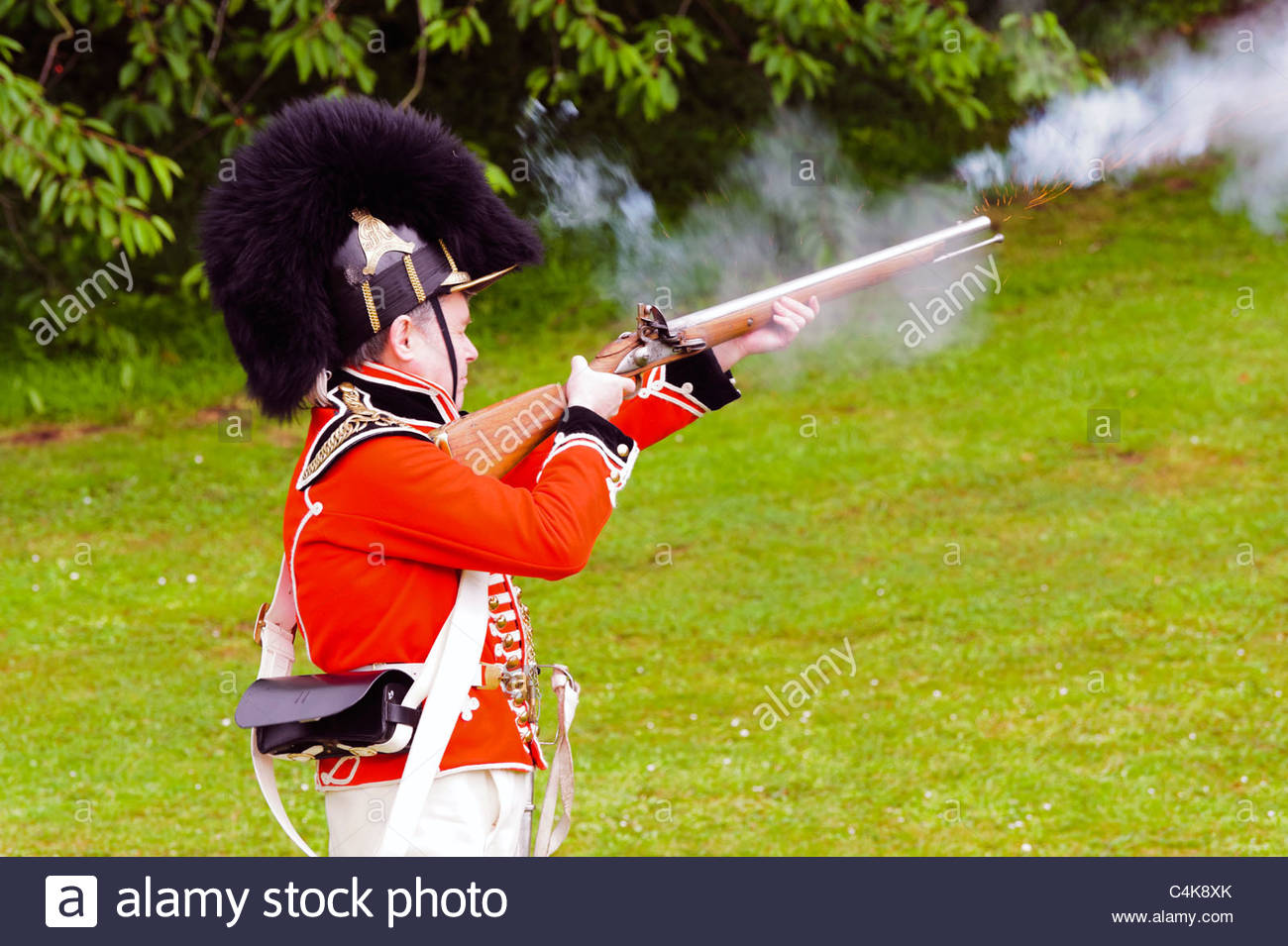 British Redcoat Uniform Stock Photos & British Redcoat Uniform Stock ...