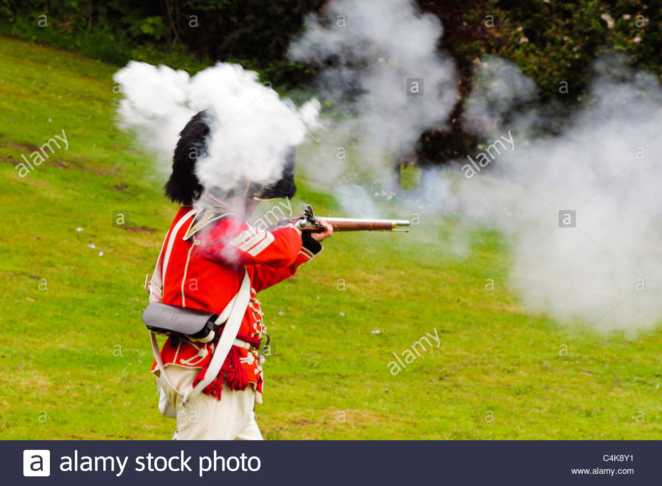 Musket Firing Stock Photos & Musket Firing Stock Images - Alamy