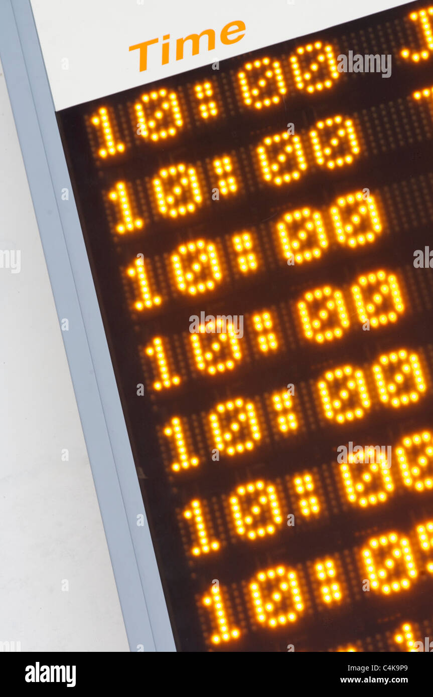 Delayed schedules hi-res stock photography and images - Alamy