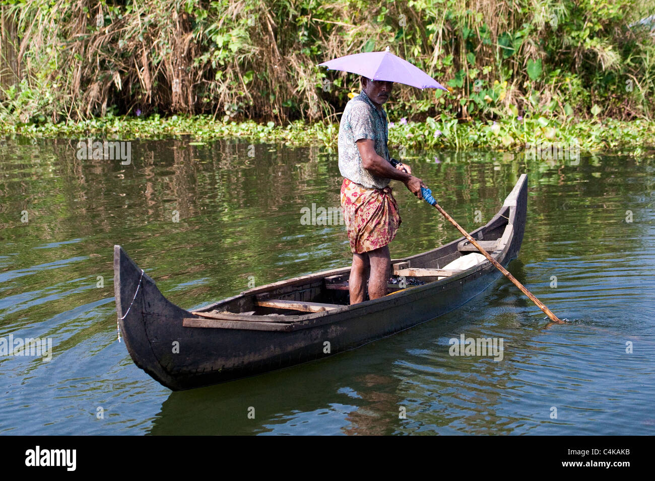 Canoeing in the backwaters of Alleppey (Alappuzha), Kerala, India Stock ...