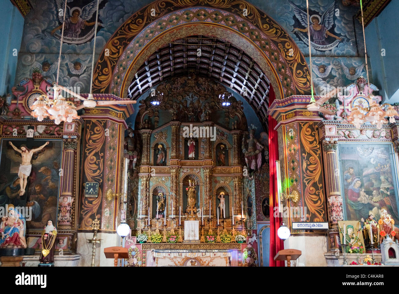 interior, St. Mary's Champakulum Church, Valia Palli, backwaters of ...