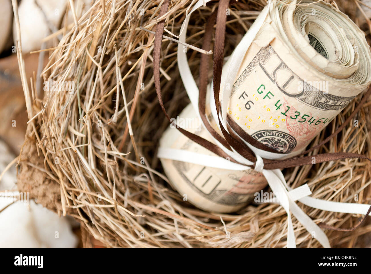 Money serial number hi-res stock photography and images - Alamy