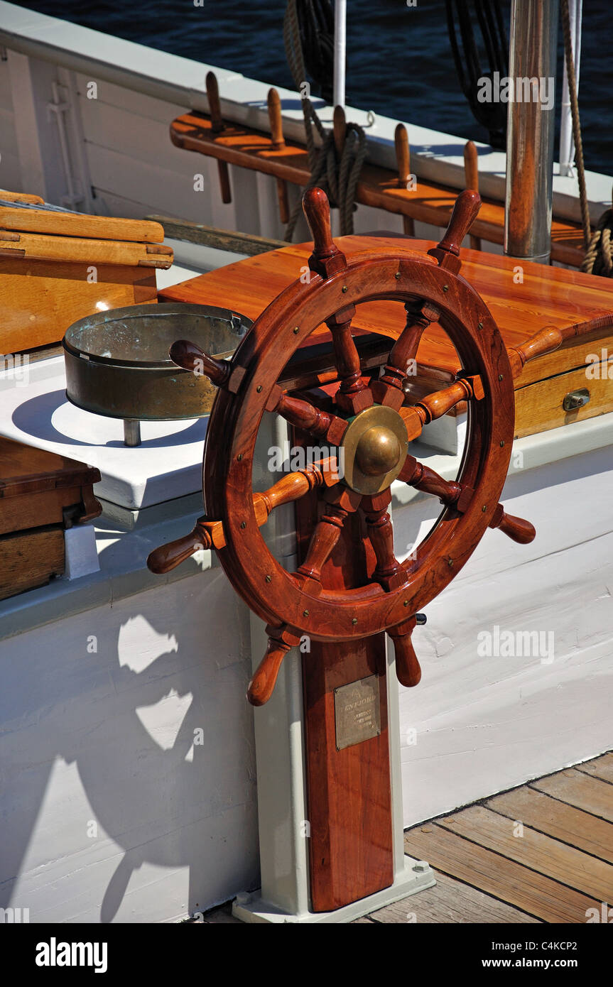 Steering wheel on wooden 'Lilla Dan' topsail schooner, Amaliehaven ...