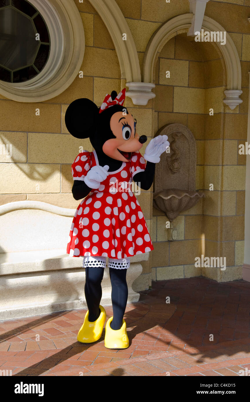 Minnie mouse character at disneyland Stock Photo - Alamy