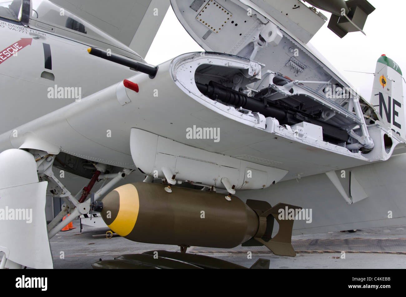 Bomb gun hi-res stock photography and images - Alamy
