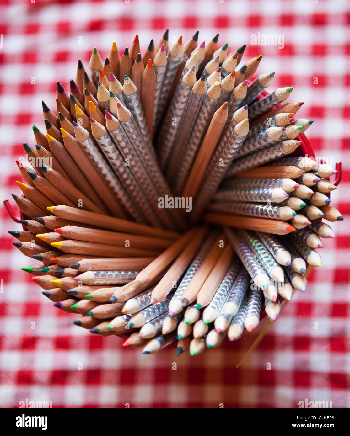 Pot of colored crayons Stock Photo - Alamy