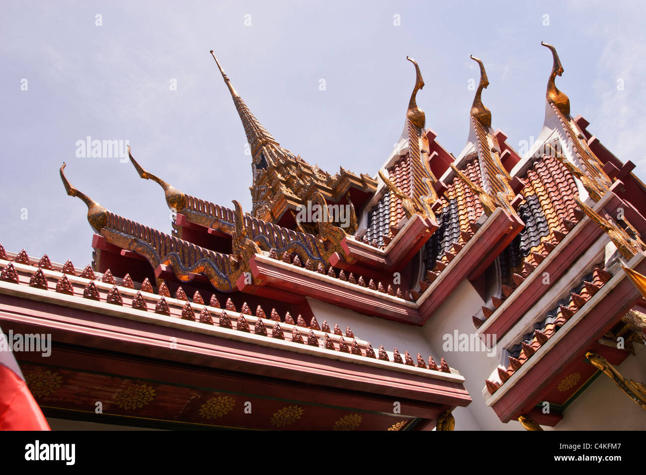 Asian roof top designs hi-res stock photography and images - Alamy