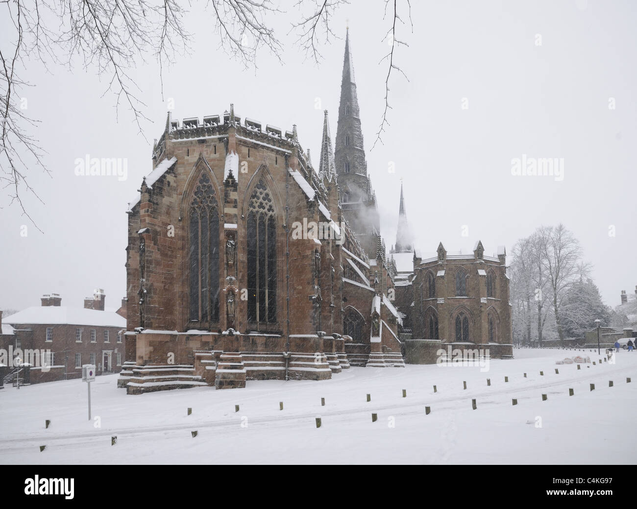 Lichfield Cathedral east end showing outside of Lady's Chapel and ...