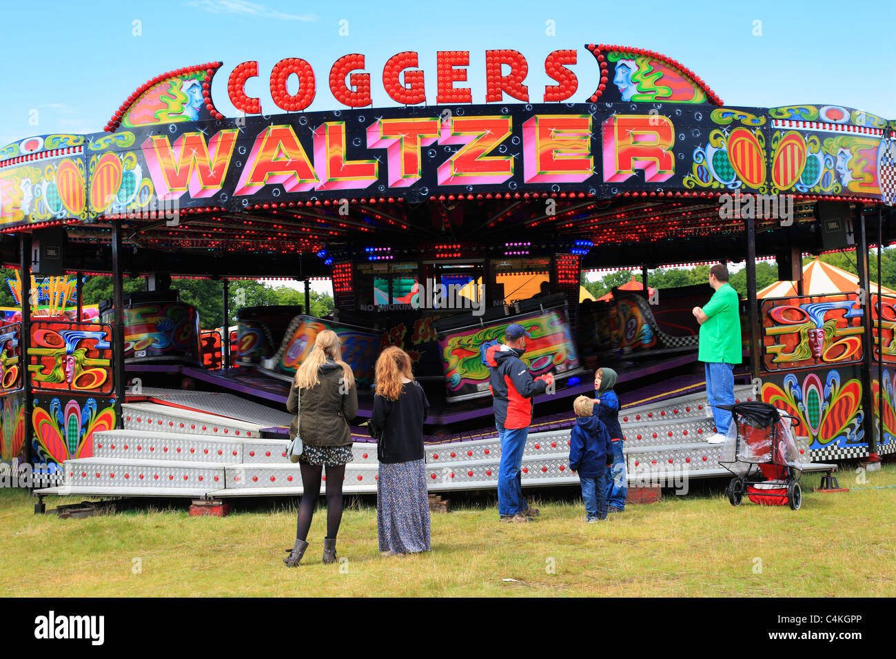 Market village fair hi-res stock photography and images - Alamy