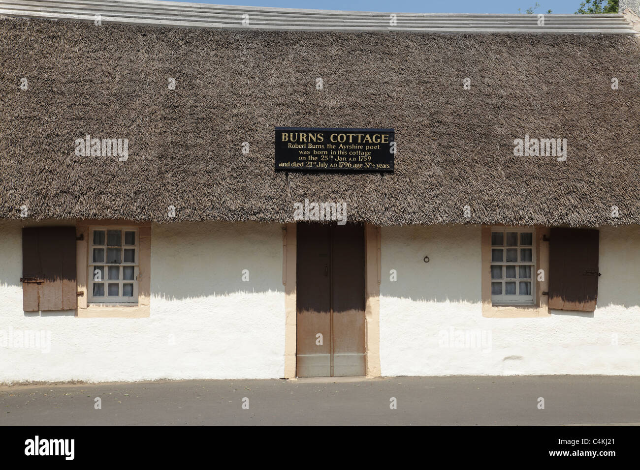 Burns Cottage where poet Robert Burns was born in 1759 in Alloway ...