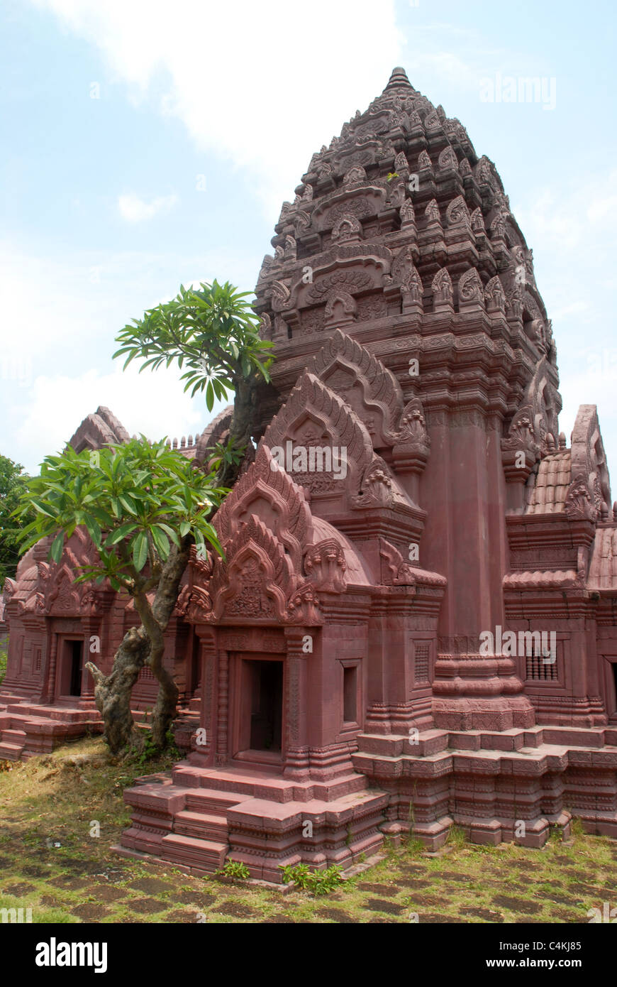 Prasat Sadok Kok Thom, Ancient Siam, Bangkok, Thailand Stock Photo - Alamy