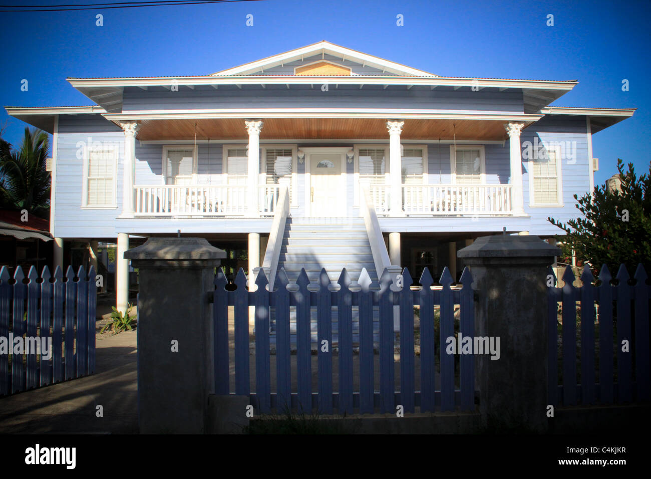 Utila honduras bay islands hi-res stock photography and images - Alamy