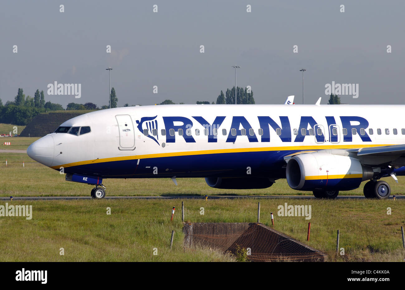 Side view 737 High Resolution Stock Photography and Images - Alamy