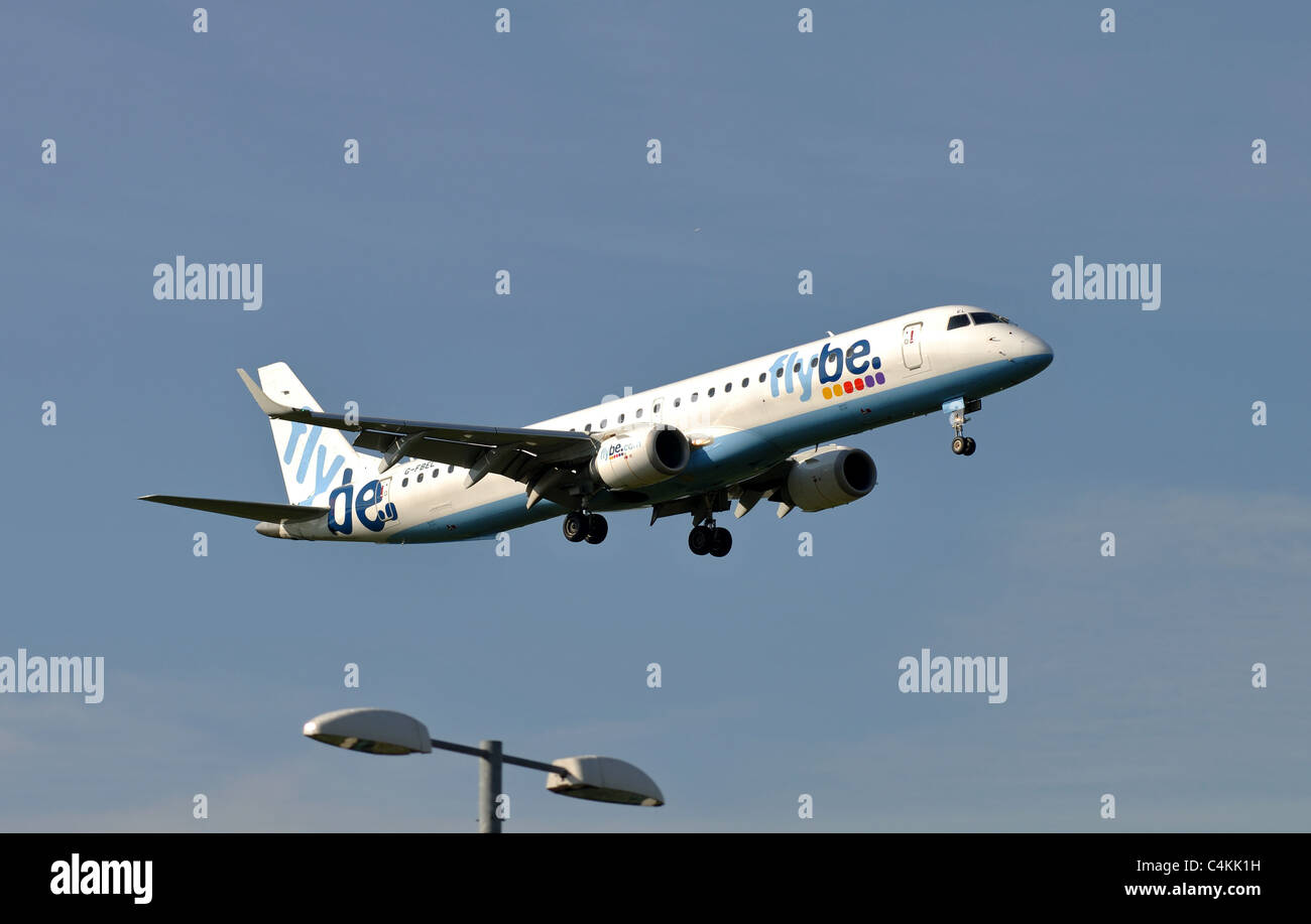 Embraer 190 jet aircraft flybe hi-res stock photography and images - Alamy