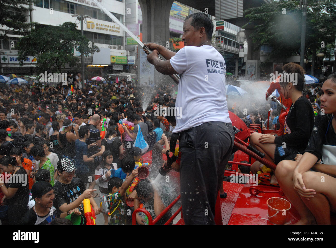 Worlds Biggest Water Fight Songkran Thai New Year Celebration
