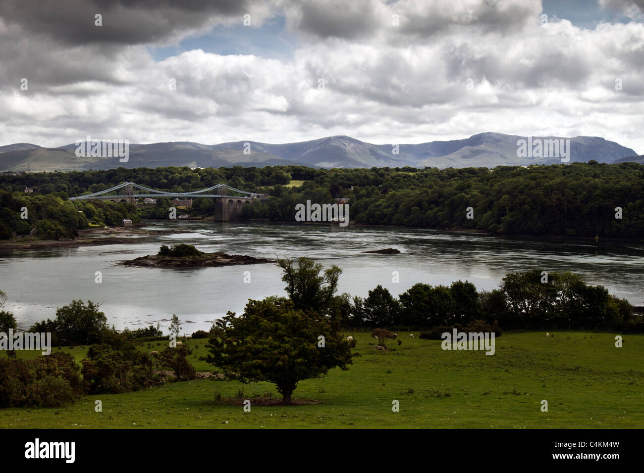 Menai strait anglesey hi-res stock photography and images - Alamy