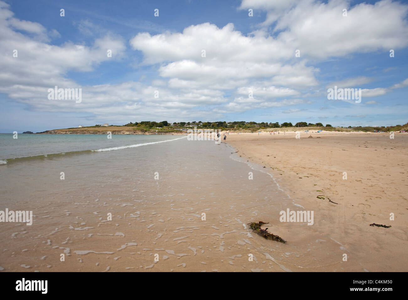 daymer beach cornwall Stock Photo - Alamy