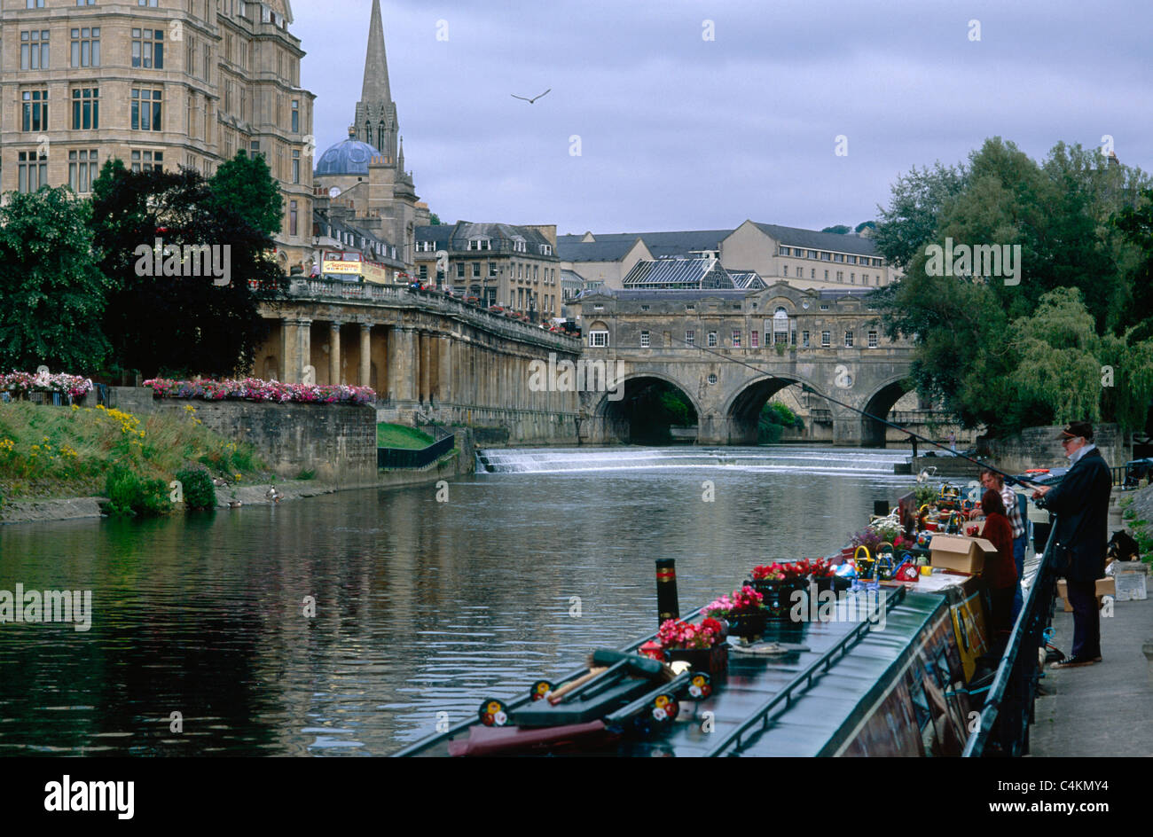Putney bridge bath hi-res stock photography and images - Alamy
