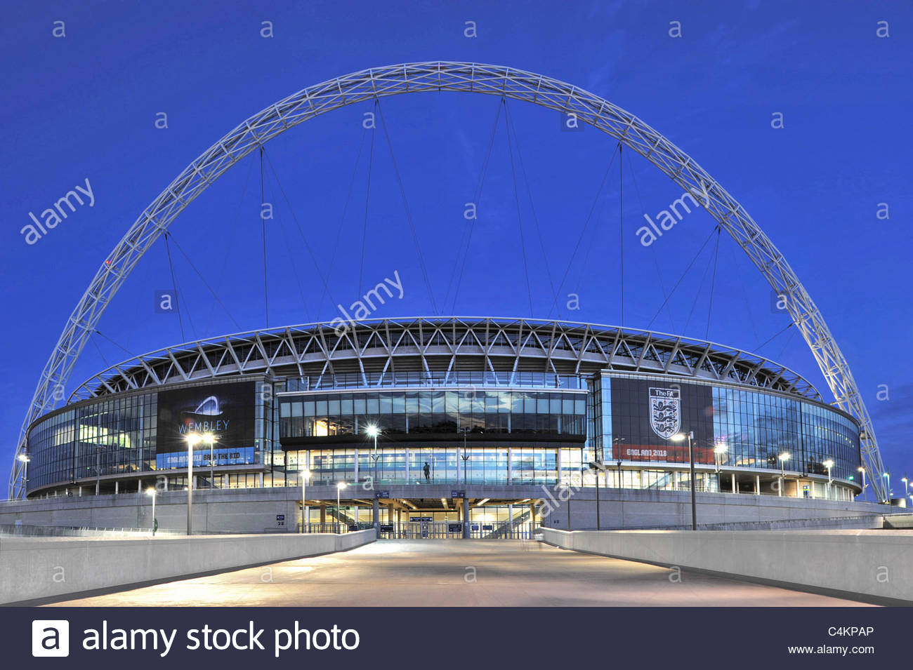 Wembley Stadium High Resolution Stock Photography and Images - Alamy