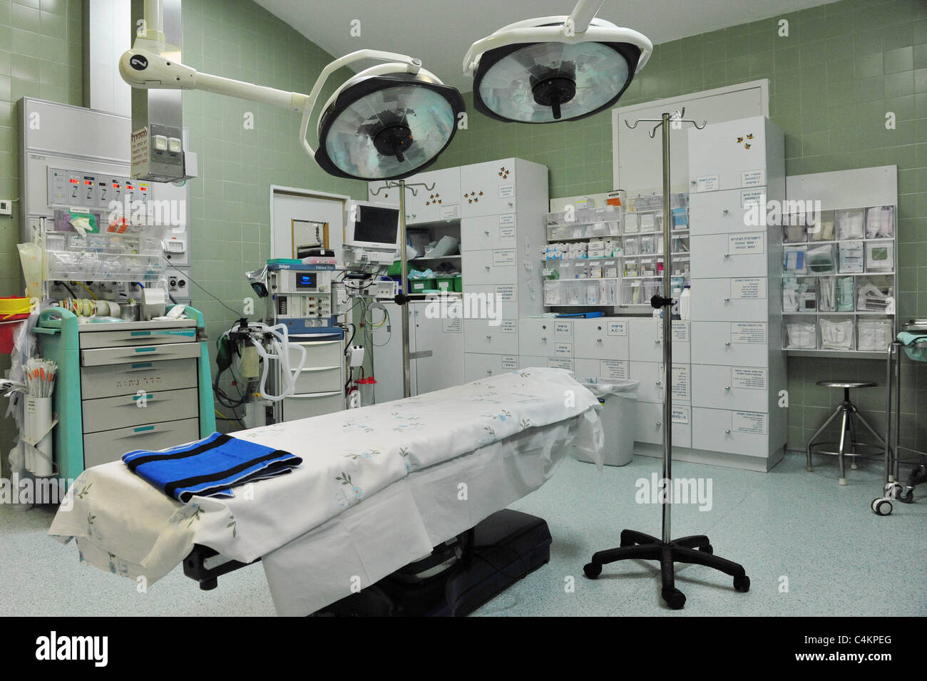 Empty Hospital Operating Bed High Resolution Stock Photography and ...
