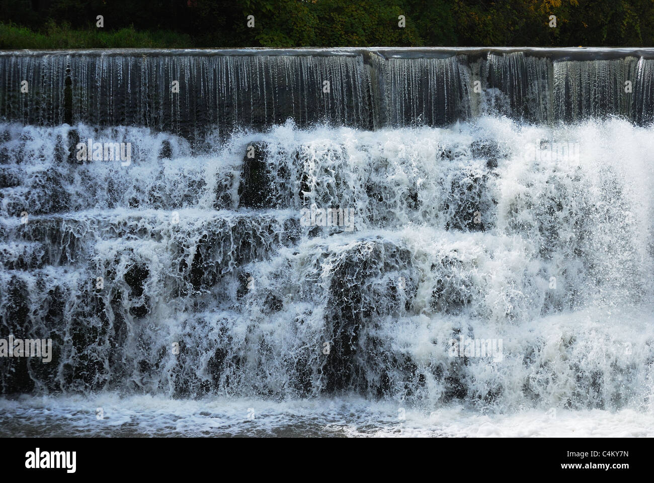 Falling water over rocks hi-res stock photography and images - Alamy