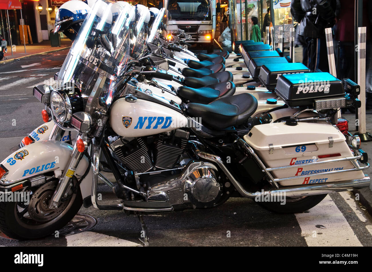 New York Police Department’s Harley-Davidson Electra Glide motorcycles ...