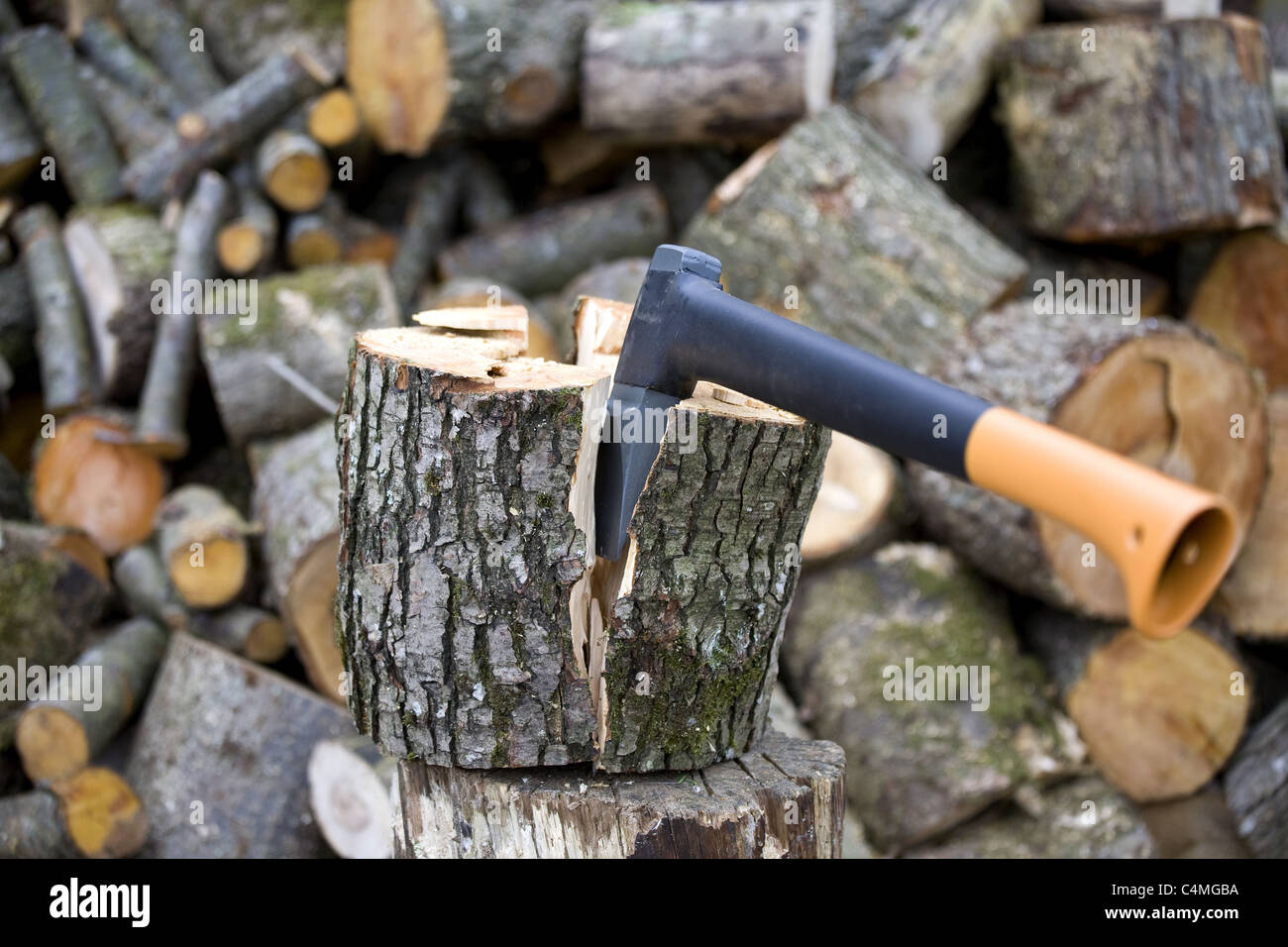 Timber Worker Lumberjack Axe Stock Photo - Alamy Timber Worker Lumberjack Axe Stock Photo - Alamy