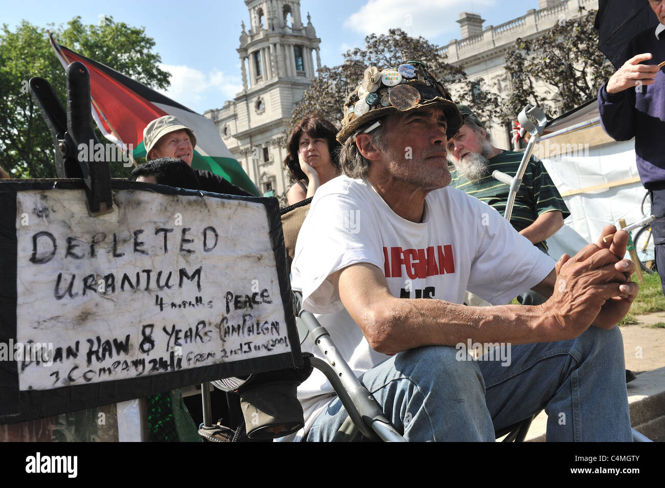 Peace Protester Brian Haw at his Parliament Square Protest Camp Stock ...