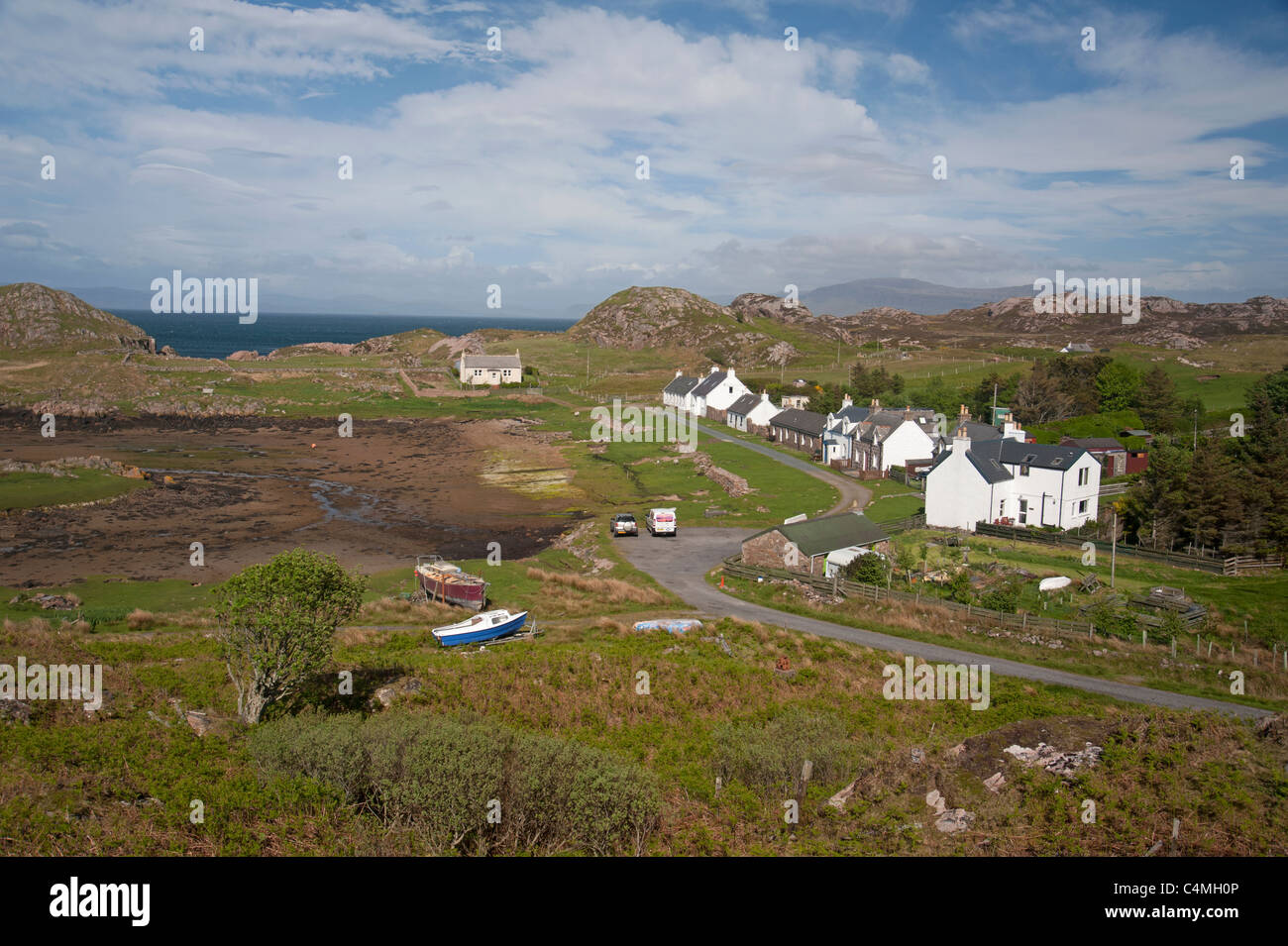 Quiet coastal hamlet kintra isle hi-res stock photography and images ...