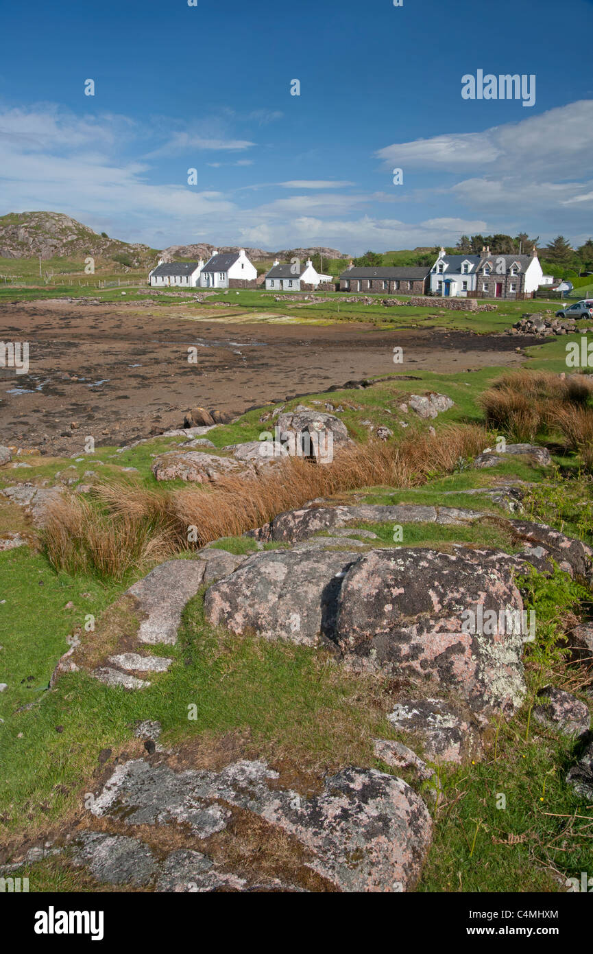 Quiet coastal hamlet kintra isle hi-res stock photography and images ...