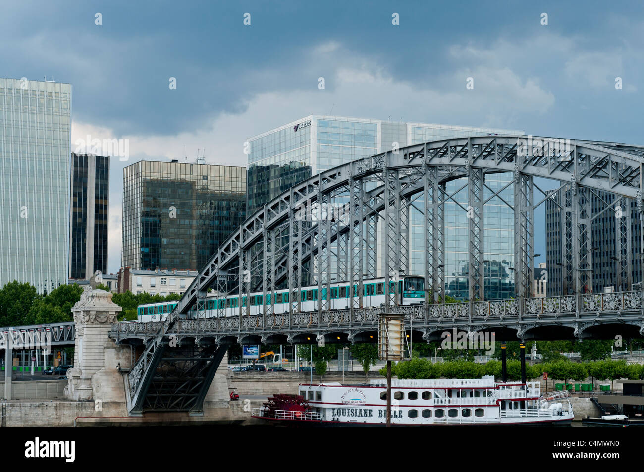 Paris bercy hi-res stock photography and images - Alamy
