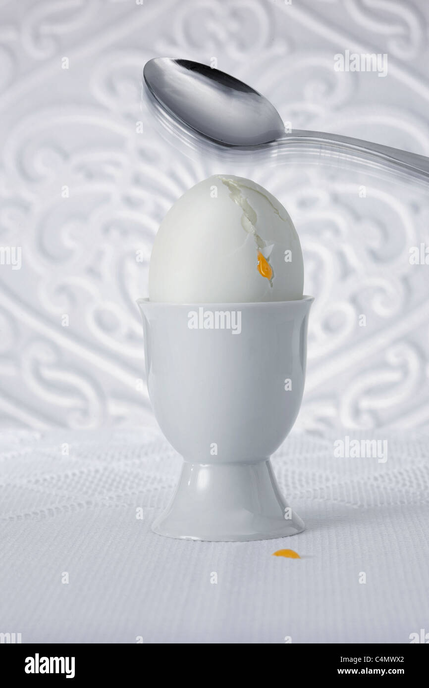 Boiled egg with spoon hi-res stock photography and images - Alamy