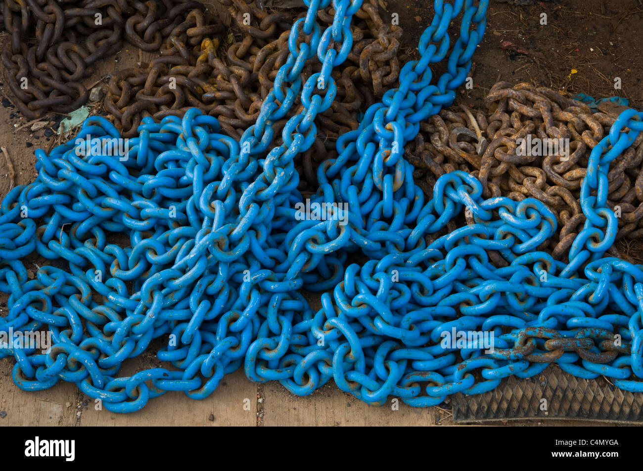 Blue chains hi-res stock photography and images - Alamy
