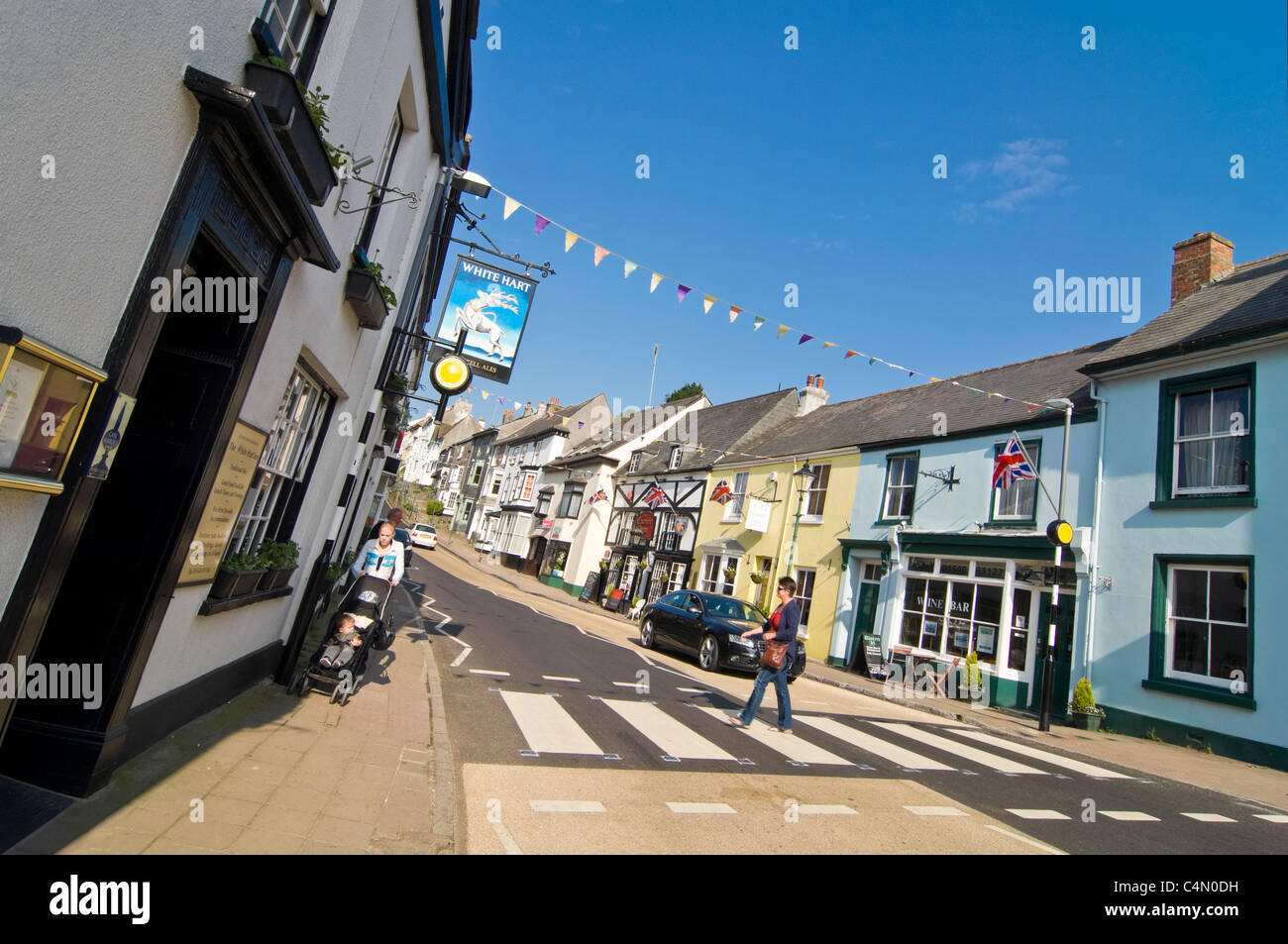 Modbury pub hi-res stock photography and images - Alamy