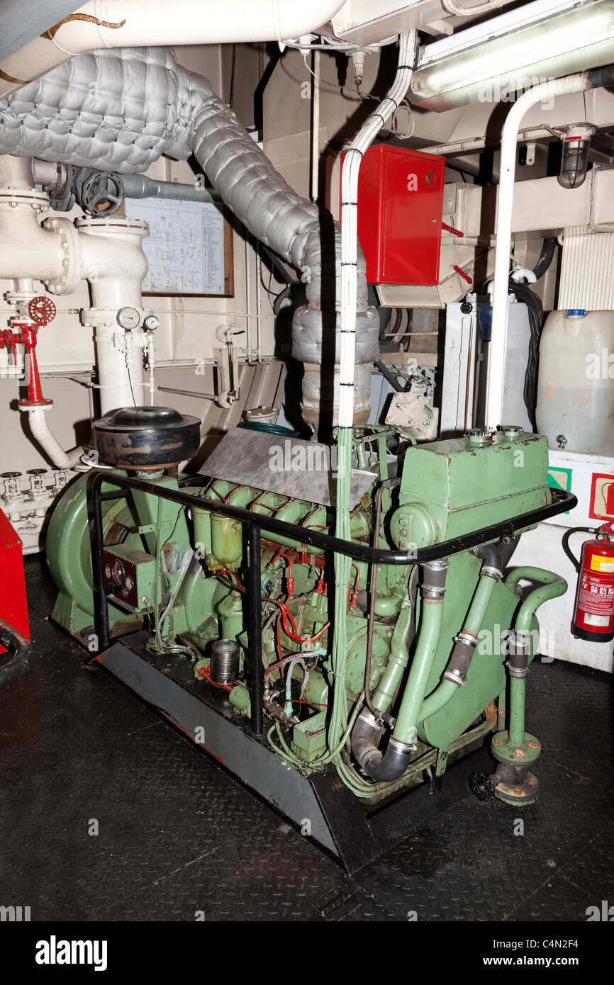 Generator ship hi-res stock photography and images - Alamy