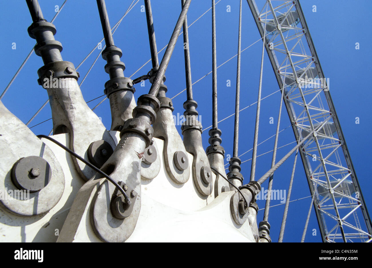 Photography of the London Eye taken by the official photographer to the ...