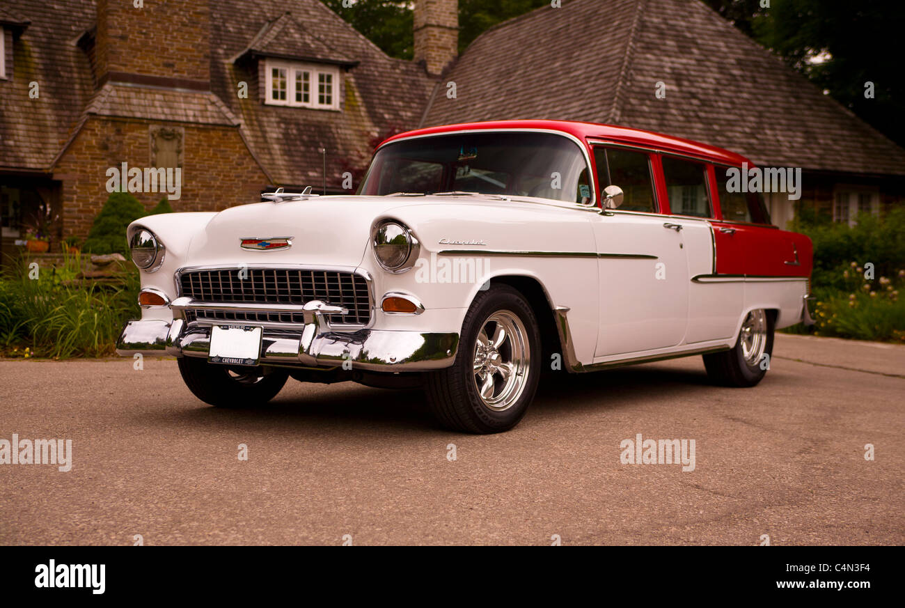 1955 chevrolet station wagon hi-res stock photography and images - Alamy