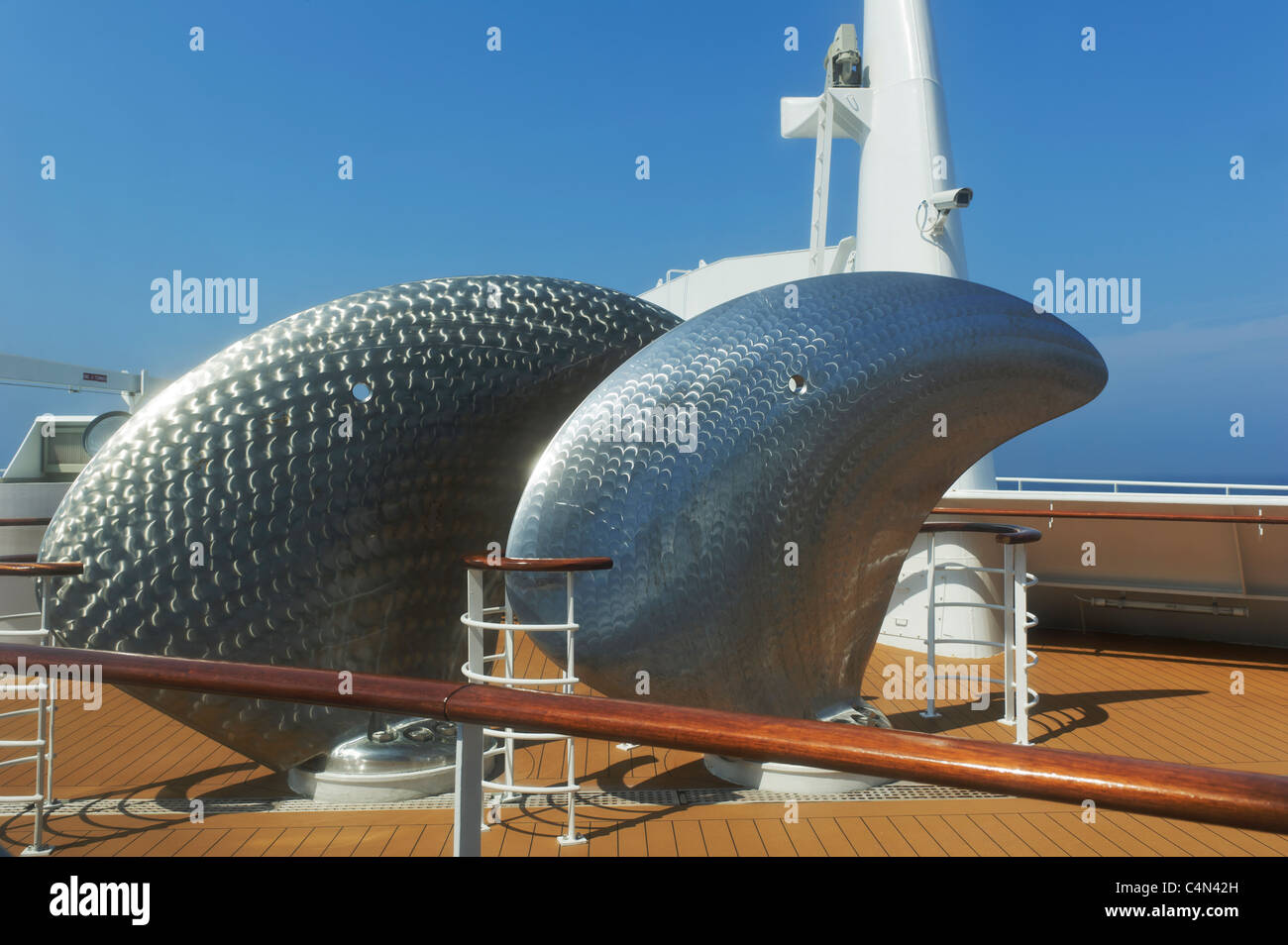 Silver finish spare propellers decor on bow of the Queen Mary 2 Stock ...
