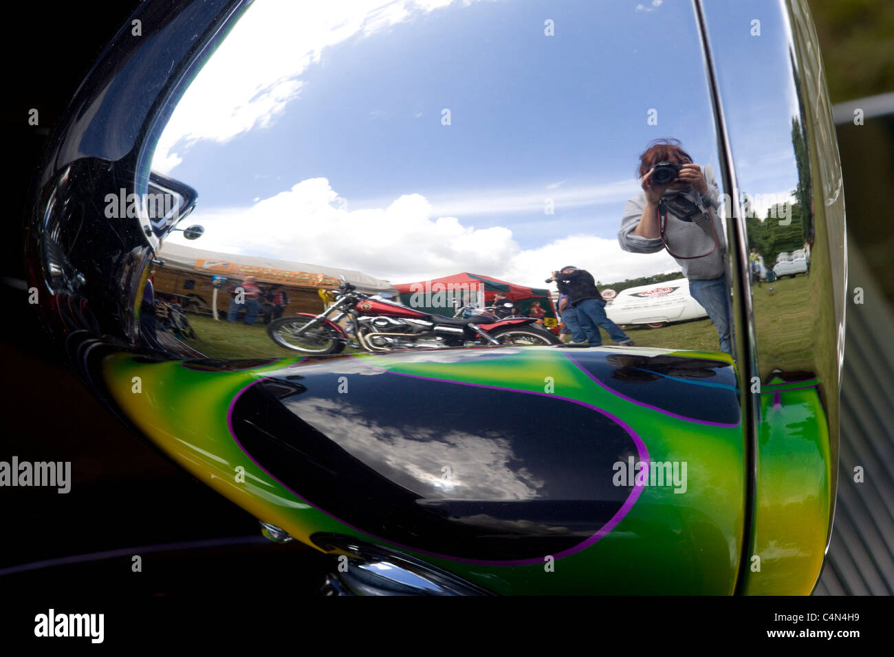 Reflection of sky in car bonnet hi-res stock photography and images - Alamy