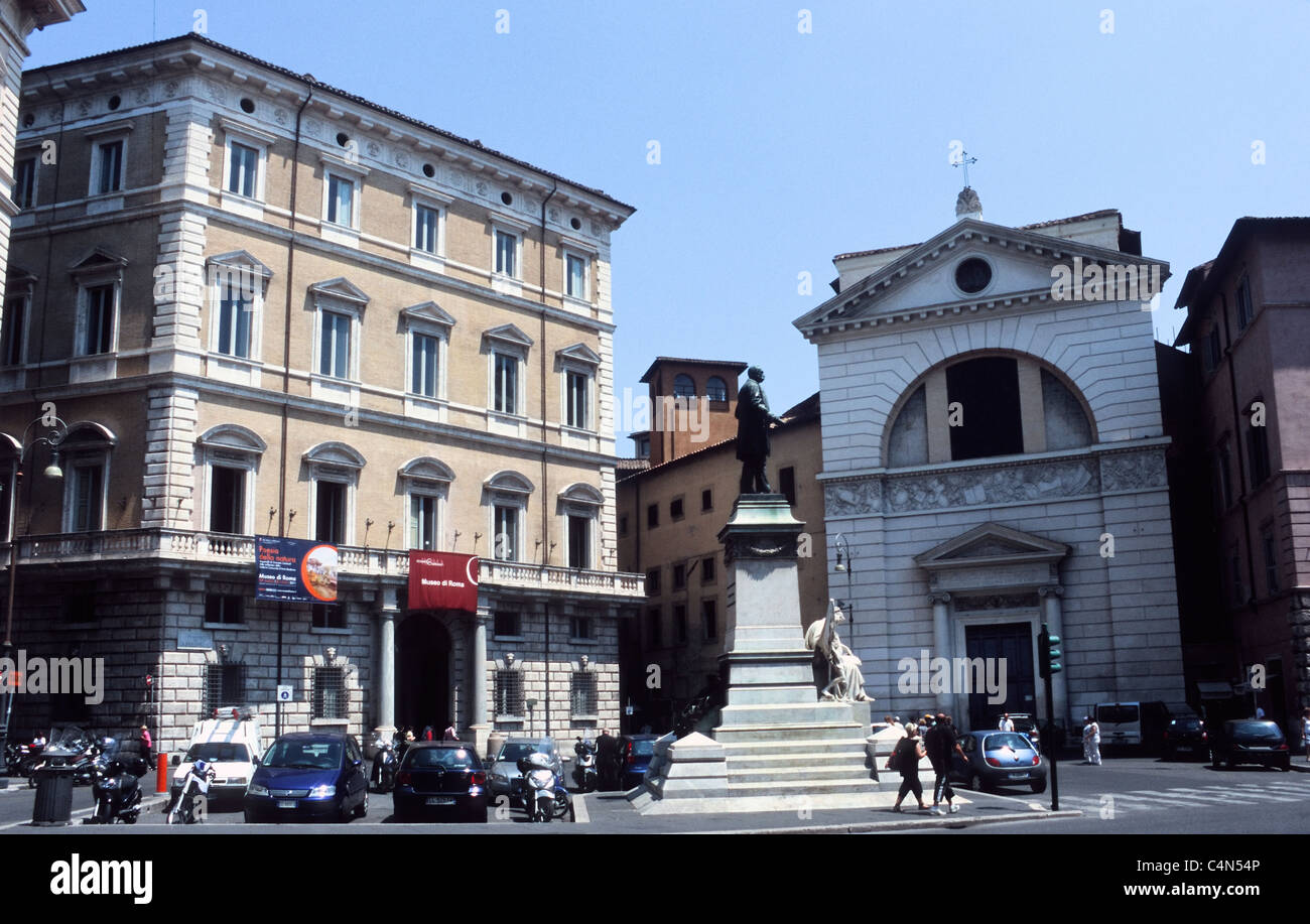 Piazza san pantaleo hi-res stock photography and images - Alamy