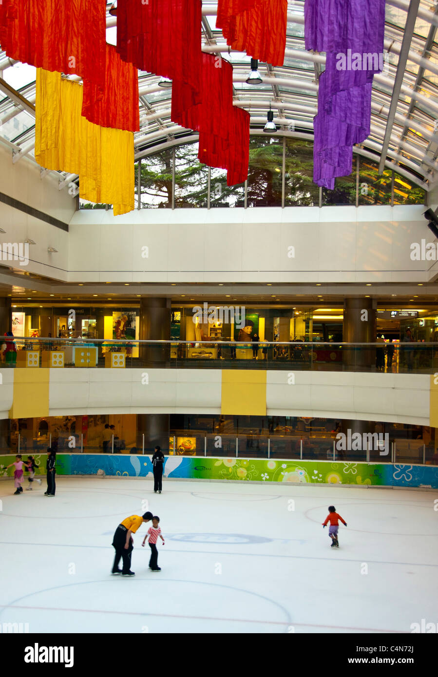 Kids sports hi-res stock photography and images - Alamy