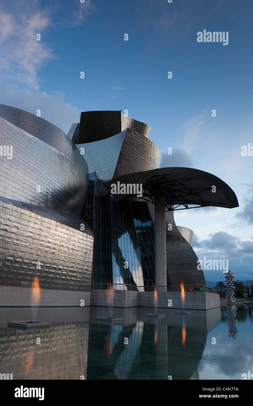 Guggenheim museum, Bilbao, Bizkaia, Spain Stock Photo - Alamy