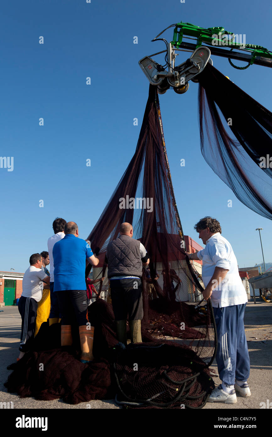 Fishermans, Port of Colindres, Cantabria, Spain Stock Photo - Alamy