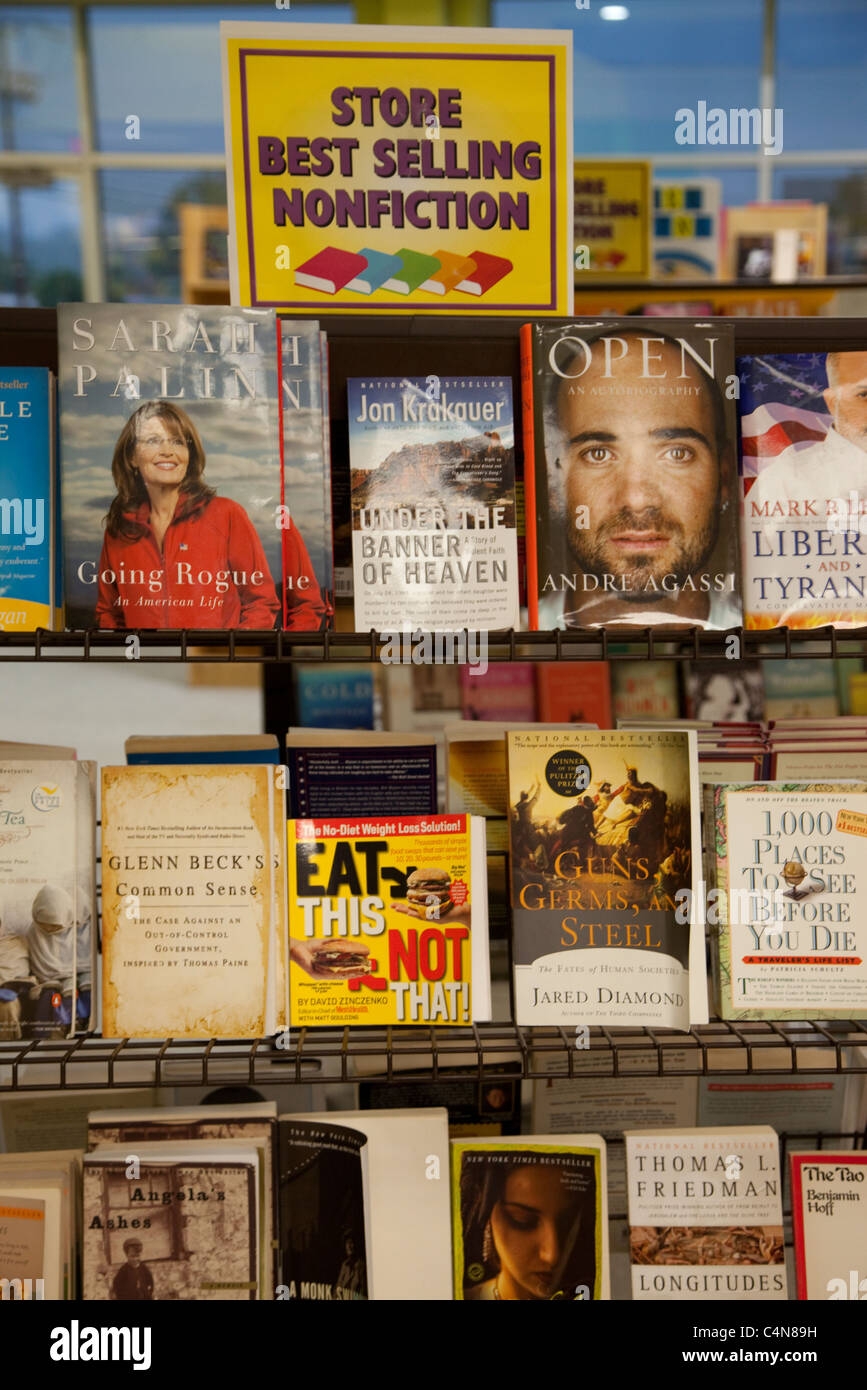 book store shelves Stock Photo - Alamy