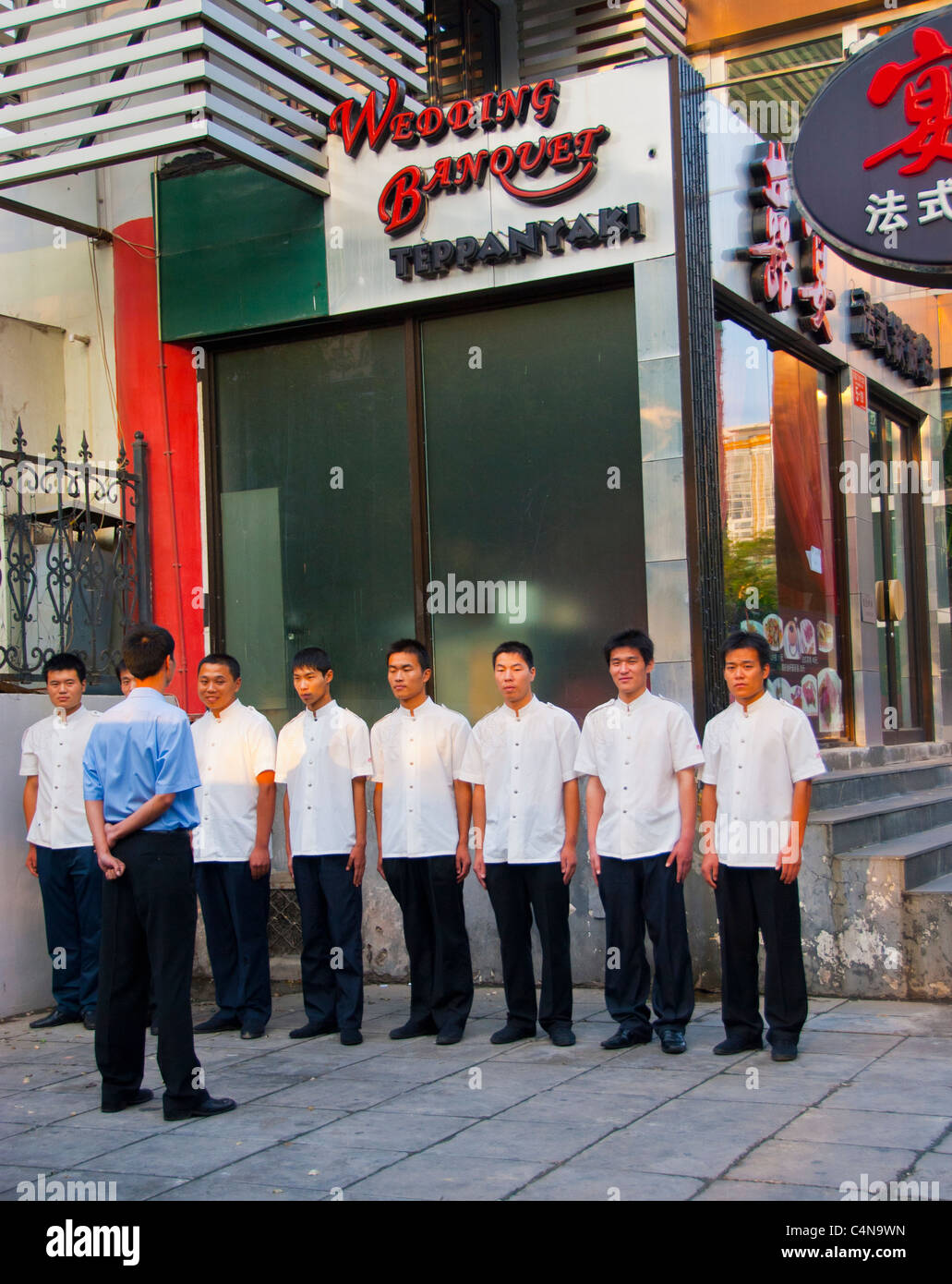 Chinese Restaurant Employees High Resolution Stock Photography and ...